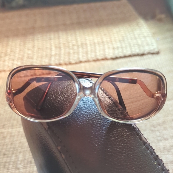 Retro Chic | Accessories | Retro 7s Frames | Poshmark